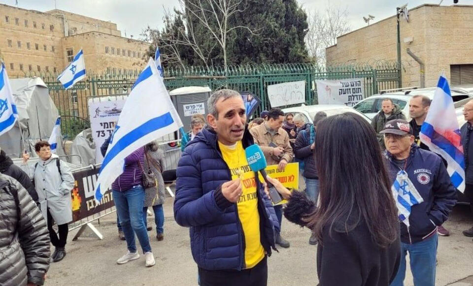 Israel deports two US Jews who volunteered to help Palestinians pick ...