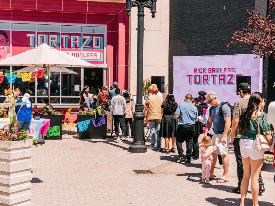Rick Bayless opens Tortazo at Westfield Old Orchard. See photos from ...