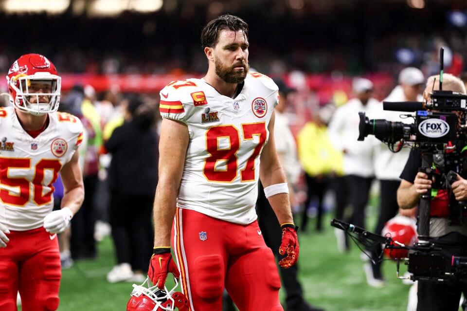Erin Andrews sends two-word message to Travis Kelce following major ... Erin Andrews sends two-word message to Travis Kelce following major ...