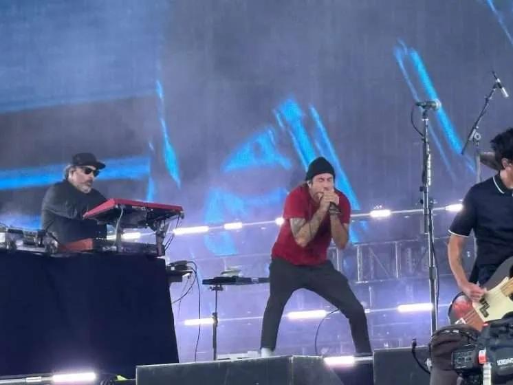 DEFTONES Once Again Perform Without Guitarist STEPHEN CARPENTER At San ...