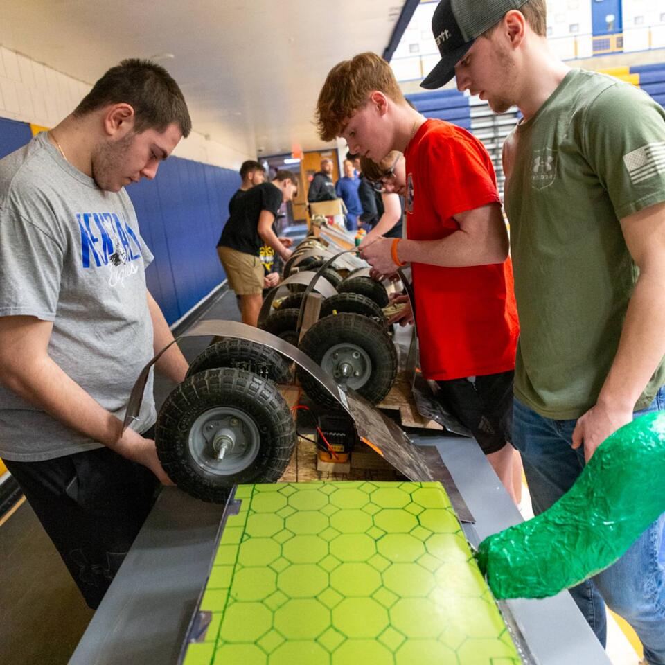 Photos: 16th Annual GLOW Region Tech Wars at GCC - NewsBreak