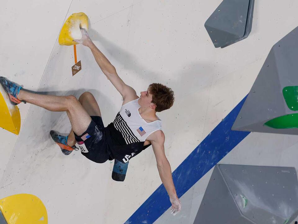 How do I stream sport climbing at the 2024 Paris Olympics?