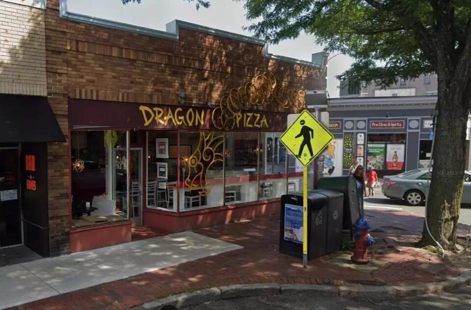 Massachusetts Pizza Joint Kicks Out Unruly Family and Defends Why ...