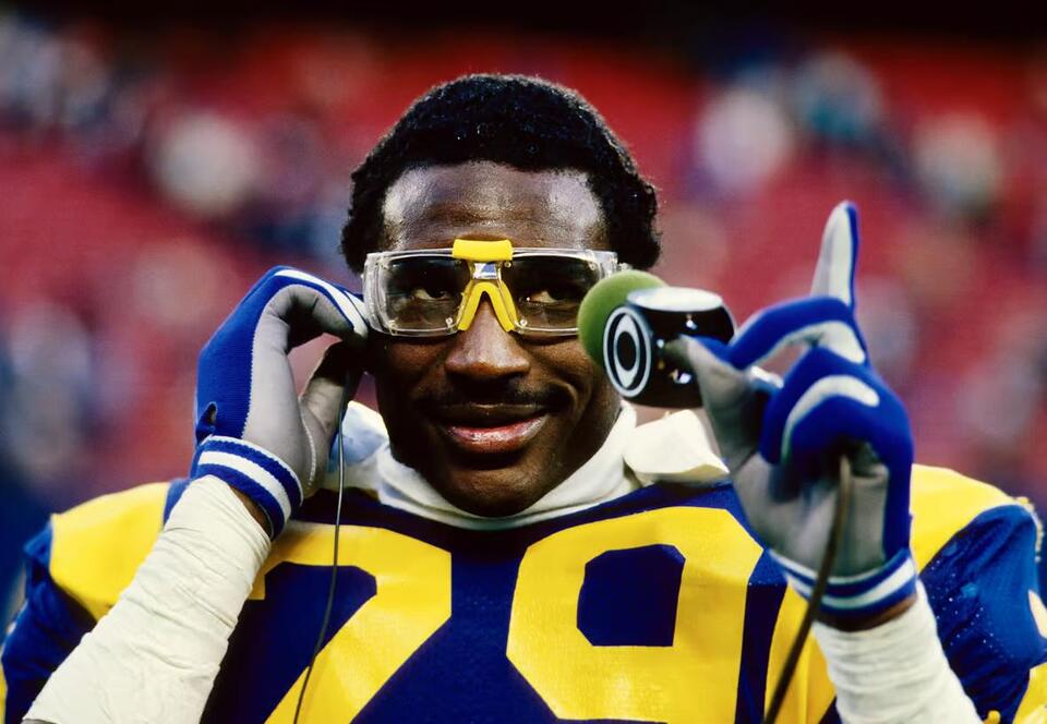New All-Time Top 10 Puts 2 Los Angeles Rams Greats Among NFL Legends ...