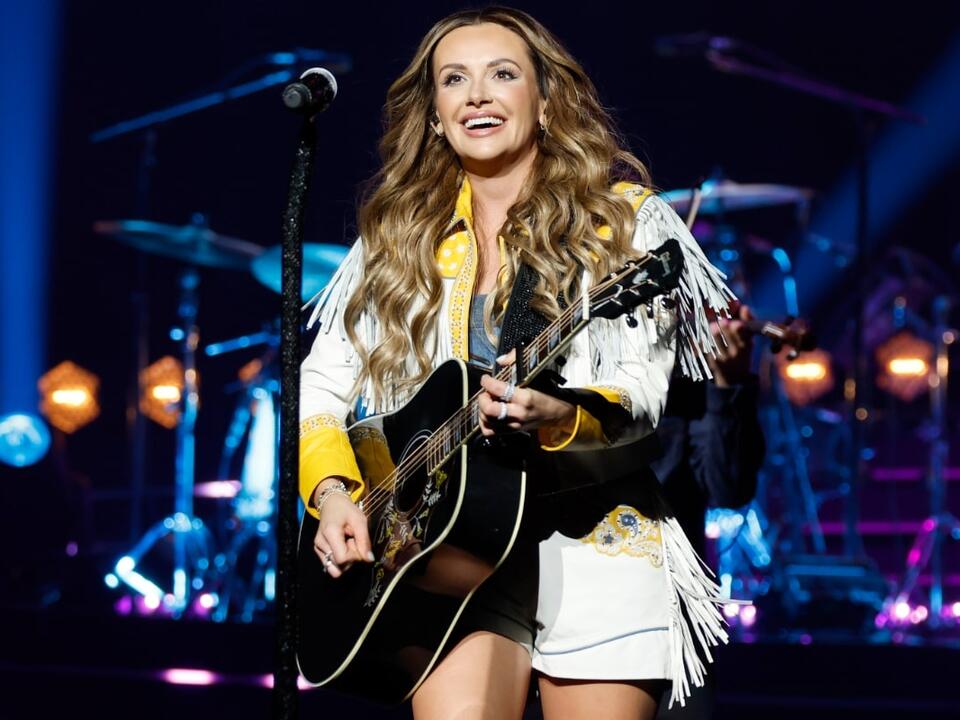 Carly Pearce Turns Healing and Personal Growth into Country Gold with ...