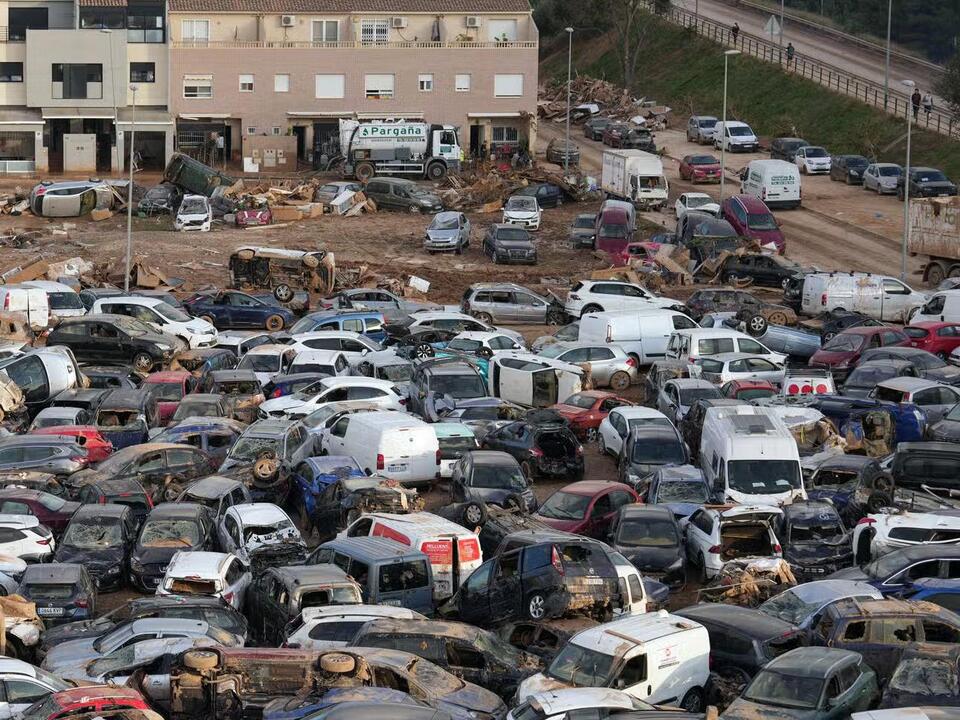 Cadaques flood: Cars swept away in Catalan holiday hotspot as Spain hit ...