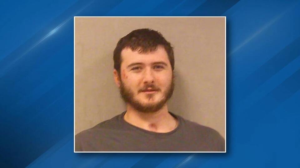 Man charged with child neglect after leaving toddler outside in ...