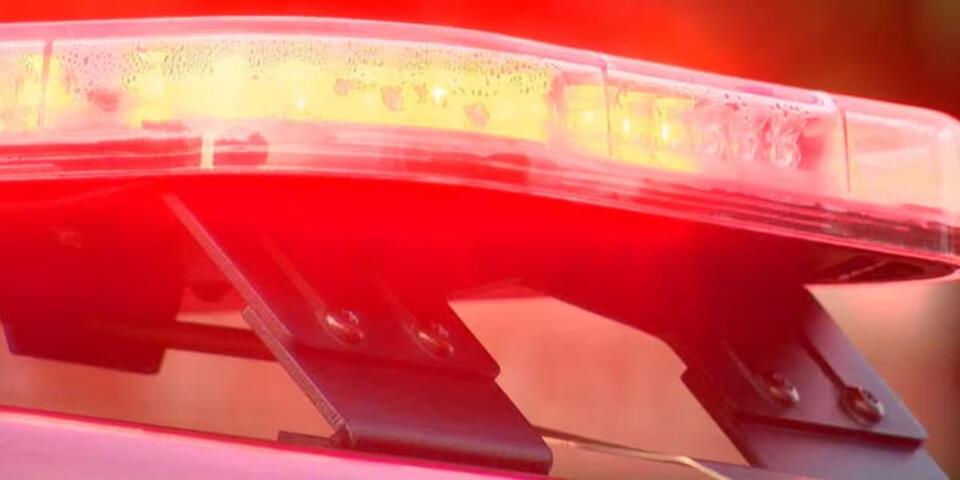 FIRST ALERT: Crash closes Clements Ferry Road, Charleston Police say ...