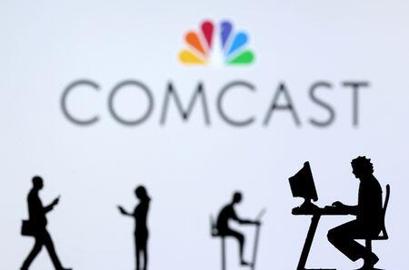 Comcast sheds more broadband customers as competition mounts on core ...