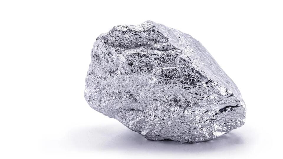 Expert Claims Test On Roswell Metal Fragment Yielded Proof UFO Crash In ...