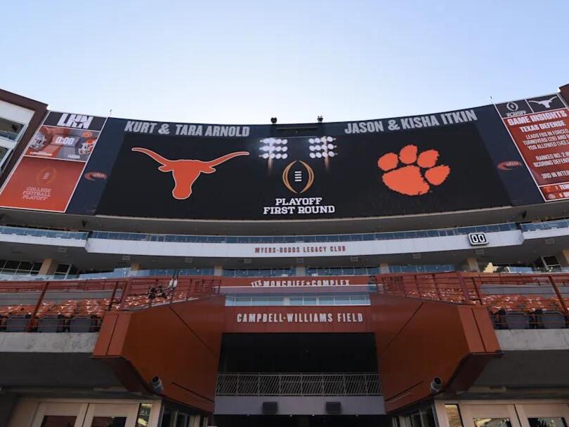 Texas handled CFP-required Clemson intro video in Austin with perfect troll
