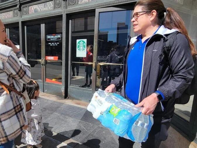 Philly residents are eligible to receive $25 from class-action ...