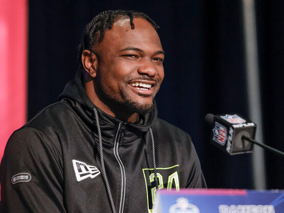 Good Morning Gators: Dameon Pierce's Texans contract details revealed