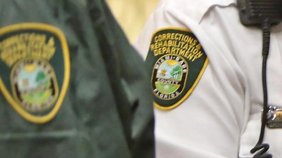 Miami-Dade Corrections officer arrested for alleged battery on inmate ...