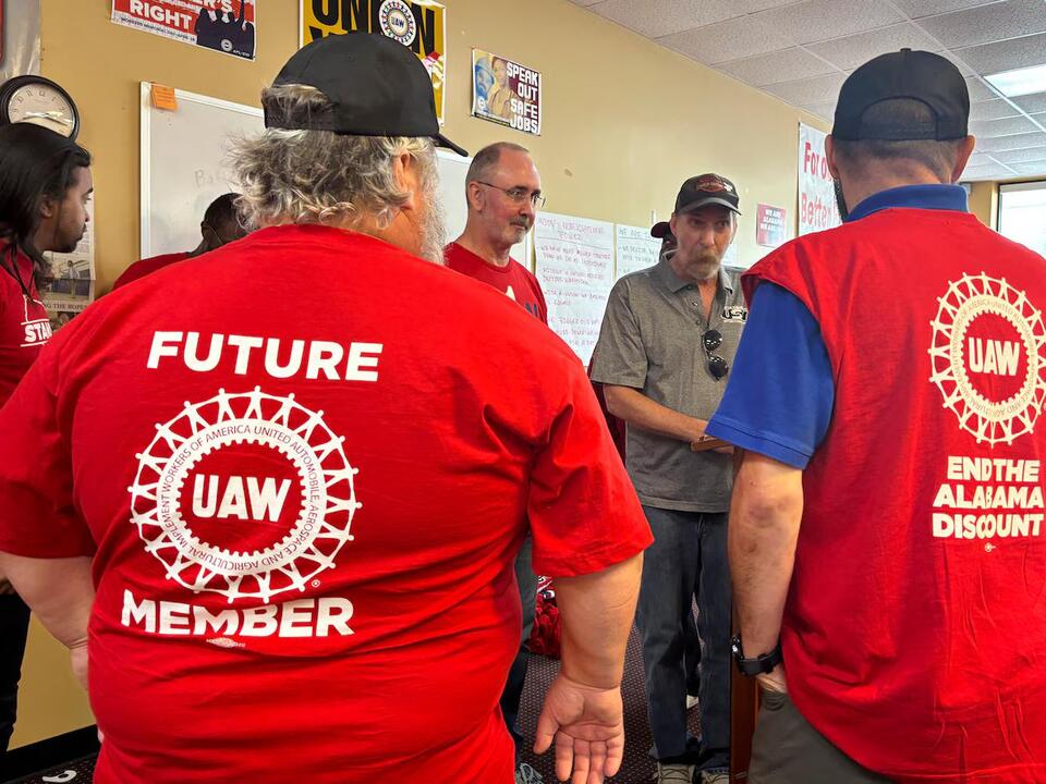 UAW wants Alabama Mercedes-Benz union election thrown out, new vote held