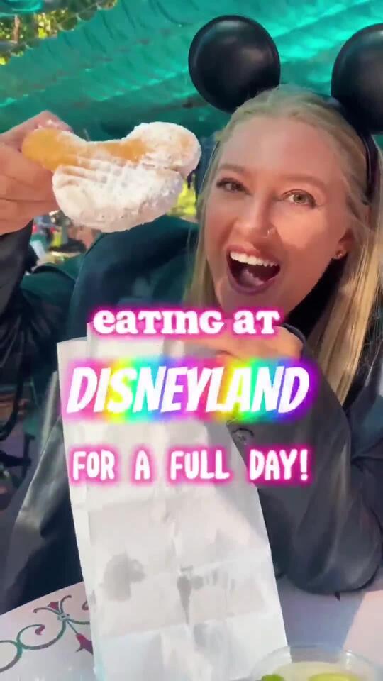 DISNEYLAND FOOD GUIDE Best Foods At Disney disneyland disneylandfood ...