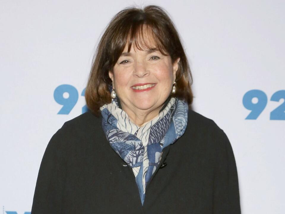 Ina Garten uses this classic bloom to make a seasonal statement on her ...