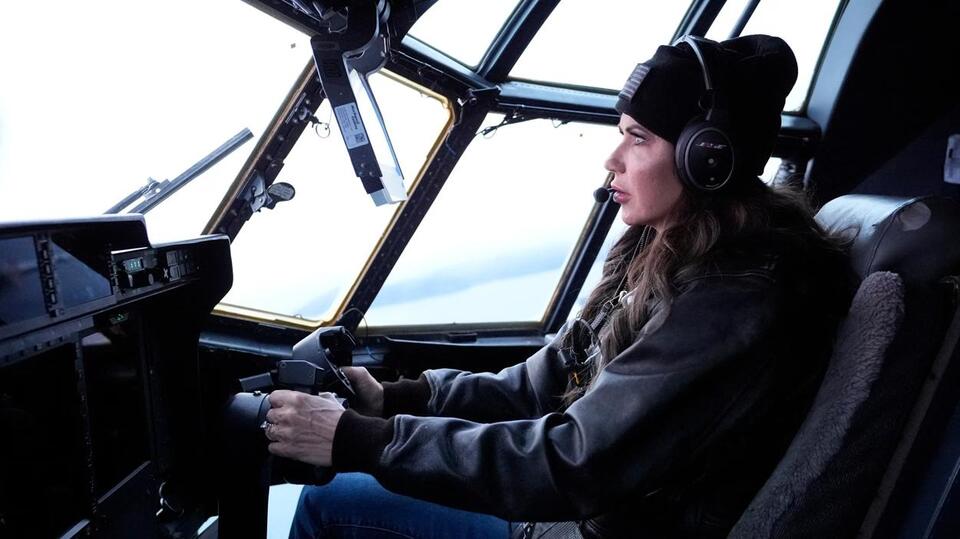 ICE Barbie Kristi Noem Cosplays as a Coast Guard Pilot This Time ...