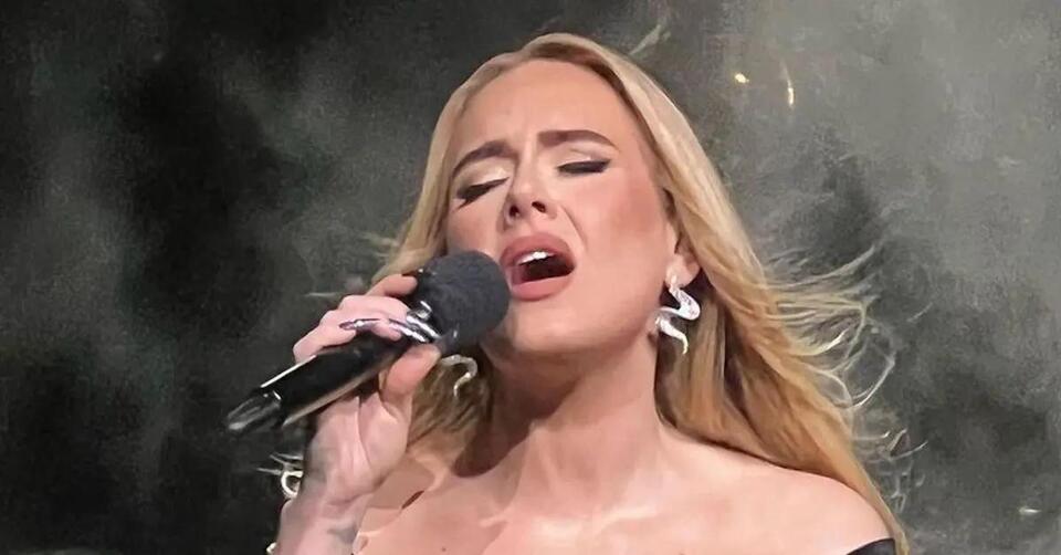 Adele For Super Bowl 2026: British Singer 'Offered Halftime Show' Over Chart Rivals Taylor Swift ...