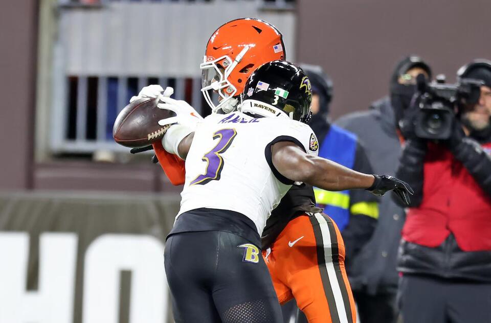 Browns QB Shedeur Sanders’ debut shows why coach Kevin Stefanski has ...