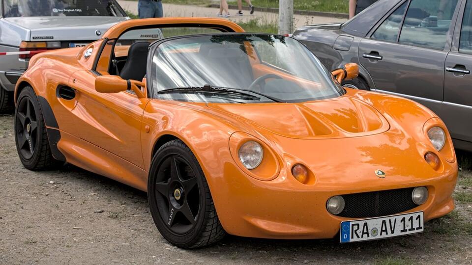 8 Lightweight sports cars that drove like go-karts - NewsBreak