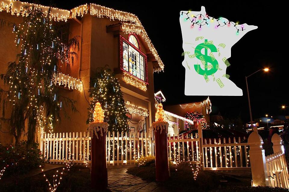Minnesotans Set to Splurge Big on Holiday Decorations - NewsBreak