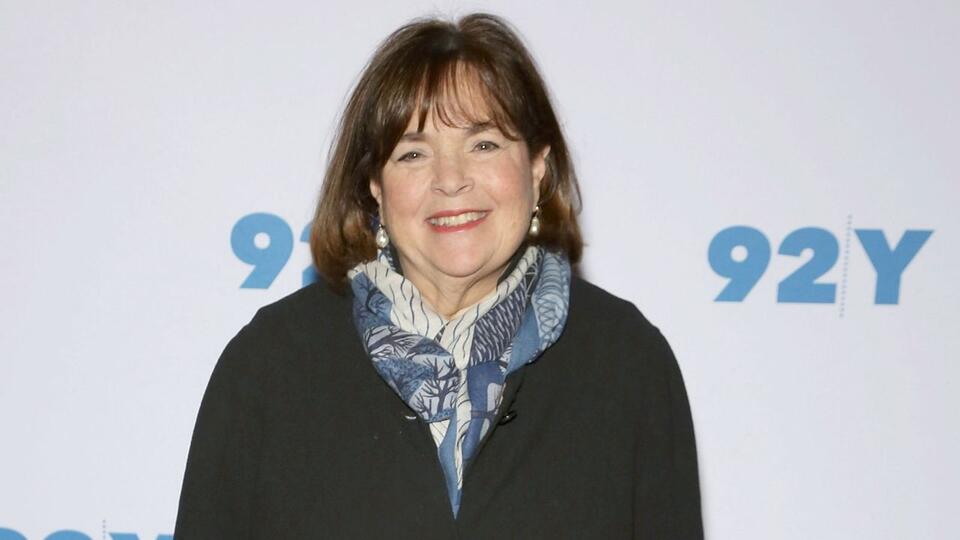 Ina Garten’s Idyllic Backyard Invites You to Enjoy Fall With Stunning ...