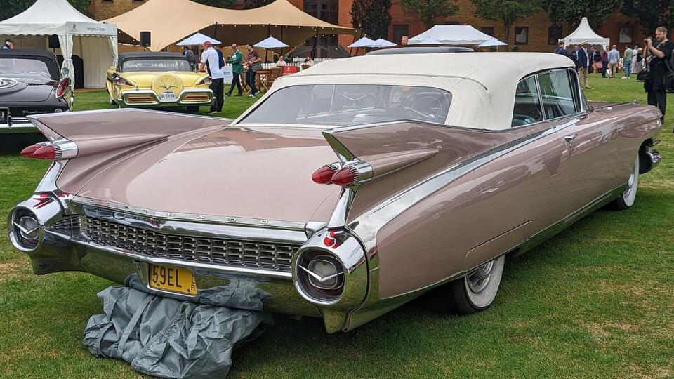Why did cars in the ’50s have huge tailfins? The origins - NewsBreak