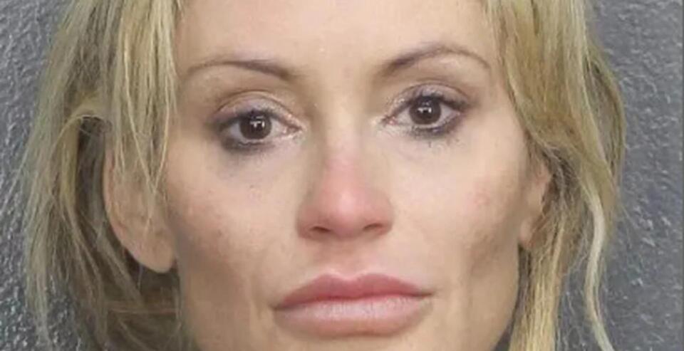Former Flight Attendant Accused Of Bashing Bottle Over Boyfriend's Head ...