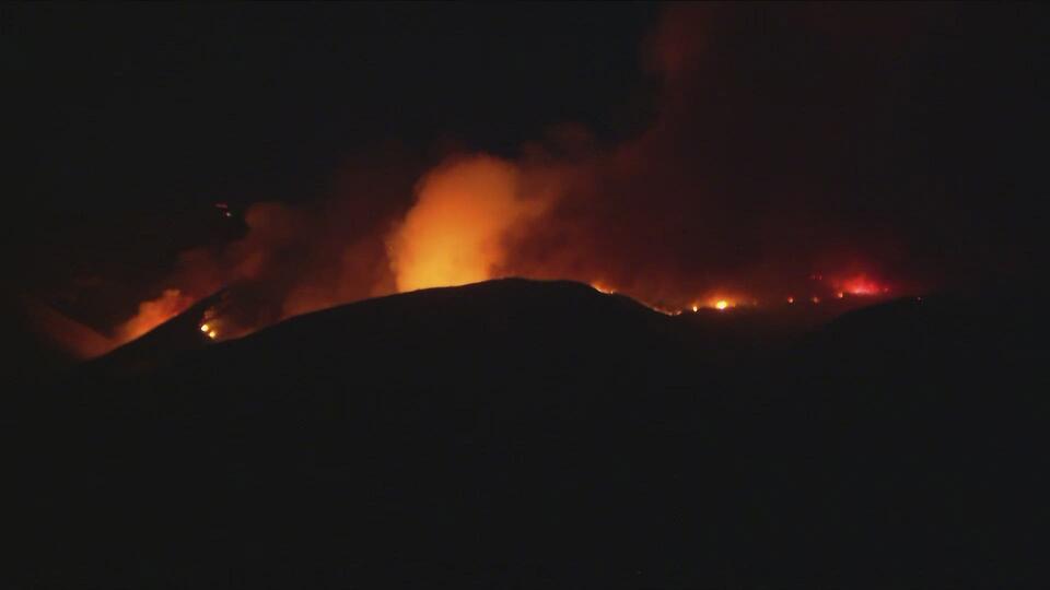 Border 2 Fire 6 PM update | Wildfire in Otay Mountains continues to ...