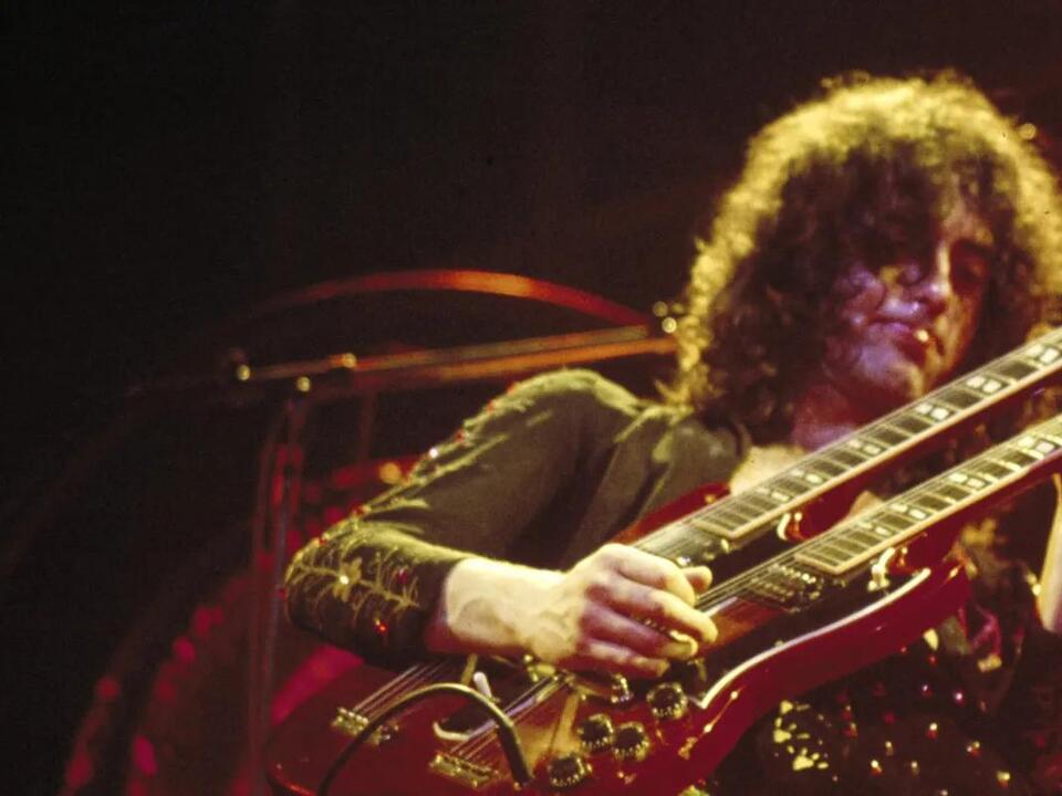 On This Day: Jury Concludes That Led Zeppelin Didn’t Steal the Chords ...