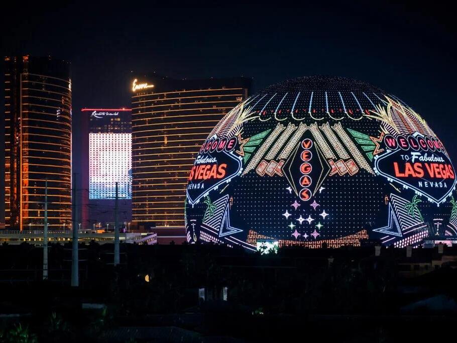 UFC 306 Fight Card: Start time, fighters, tickets, venue and how to ...