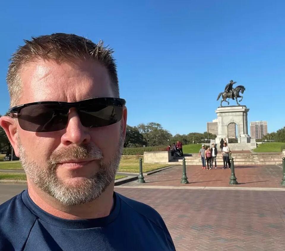 After joining new cancer vaccine trial, dad, 48, is only cancer-free ...