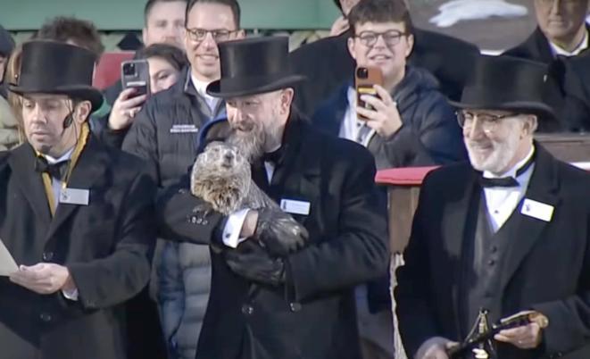 Punxsutawney Phil Makes 2024 Groundhog Day Prediction (Video) - NewsBreak