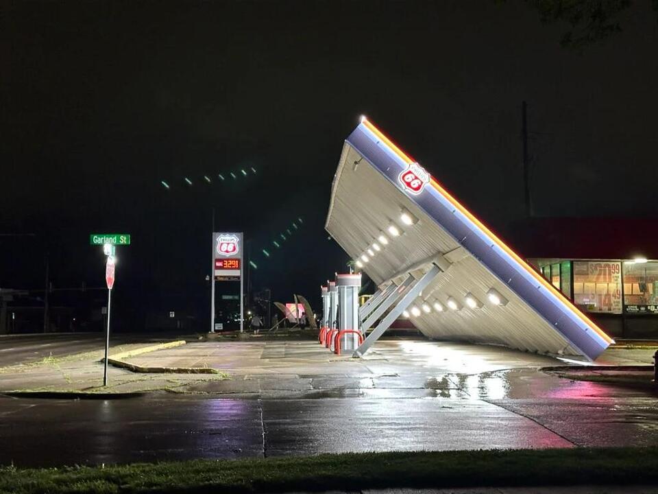 Storms cause awning of north Lincoln gas station to collapse