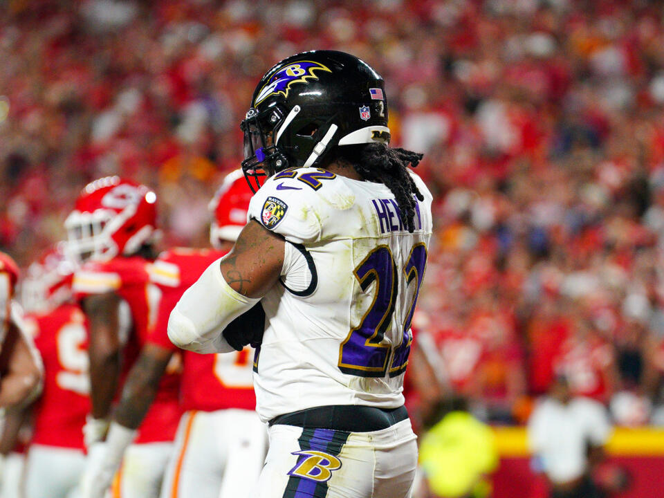 Derrick Henry Calls Nick Saban "The Goat" On College GameDay