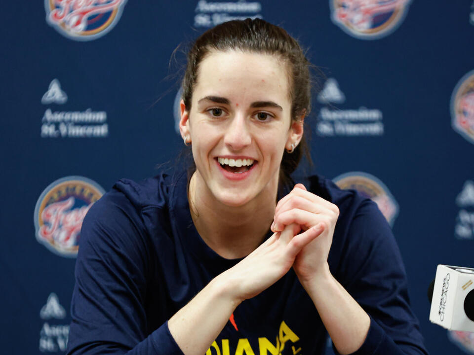 Caitlin Clark's Impact on WNBA Summed Up in Eye-Opening Graphic