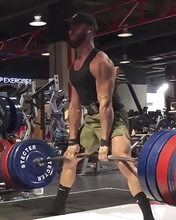 300kg - 79 kg body weight #anatoly #cleaner - NewsBreak