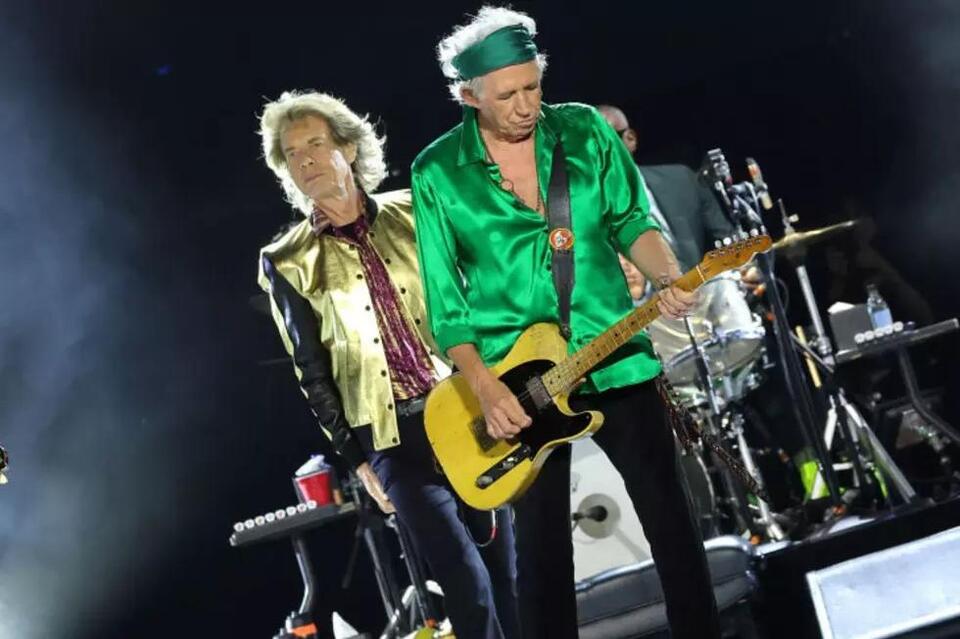 Legendary Rocker Keith Richards Receives This First-Ever Medal of ...