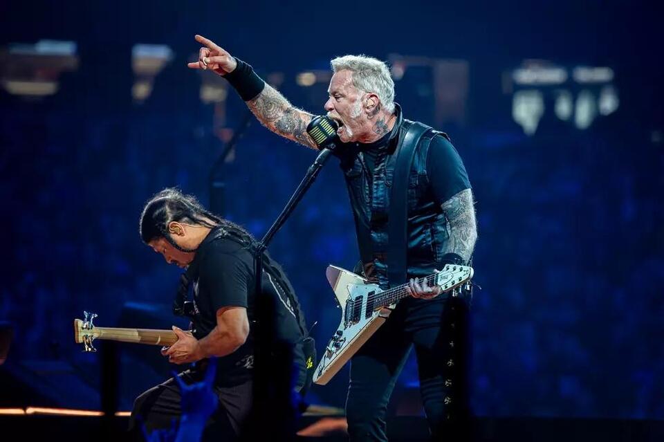Daytripper Concert Review: Metallica at JMA Wireless Dome in Syracuse ...