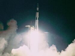 How NASA Solved The "Pogo Problem" And Got Humans To The Moon