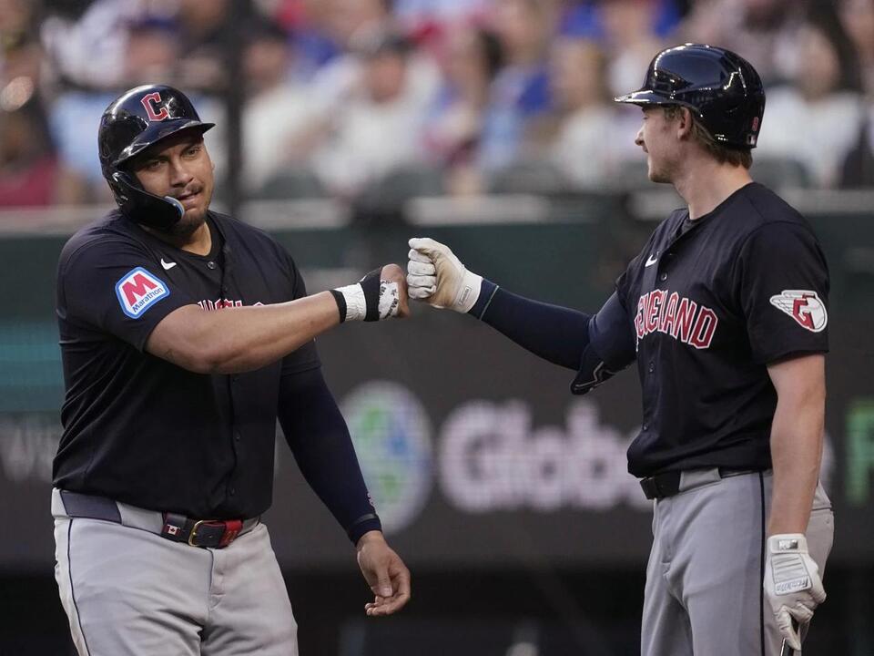 Naylor brothers key big frame for Guardians in 7-4 win. World champion ...