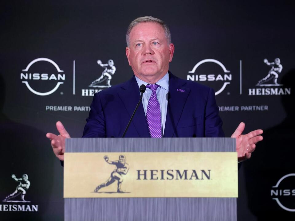 Major shakeup on LSU’s coaching staff gives Kelly a chance to take ...