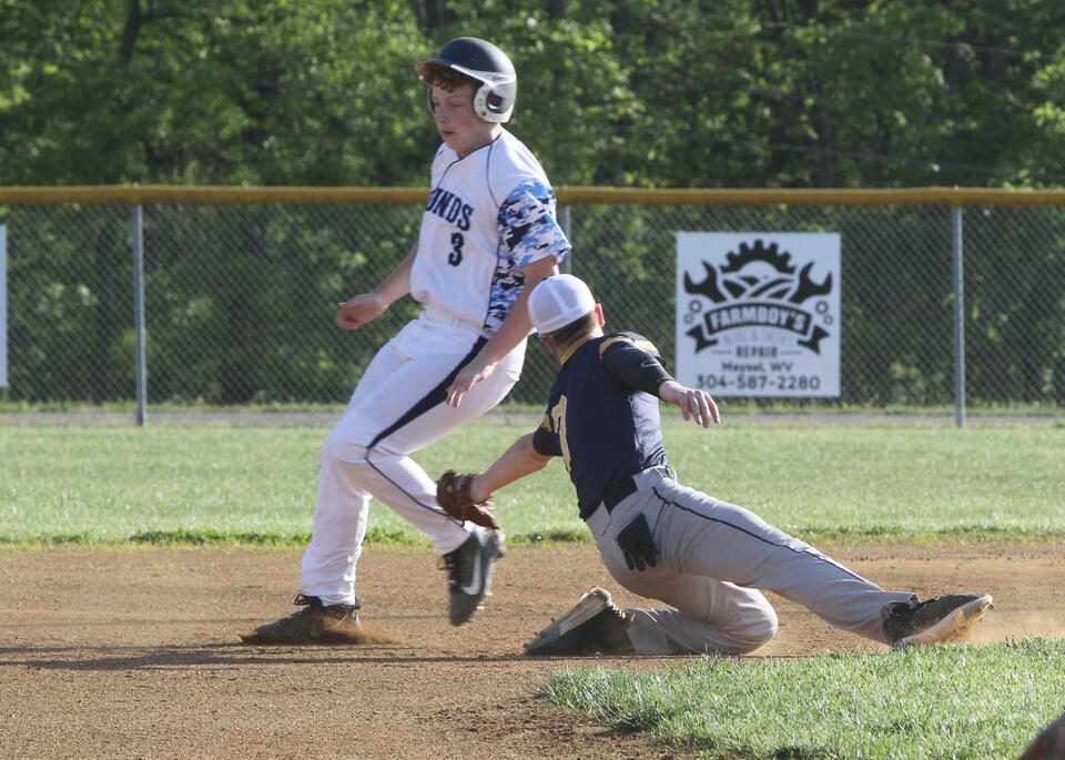 Mustangs destroy Valley - NewsBreak