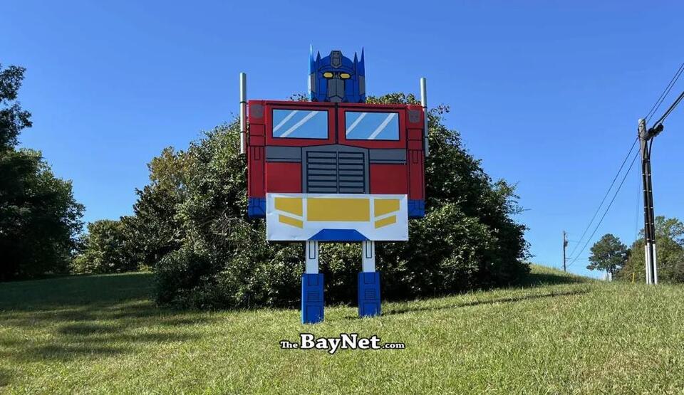Optimus Prime Takes Over Dyson Building Center’s Iconic SpongeBob For ...
