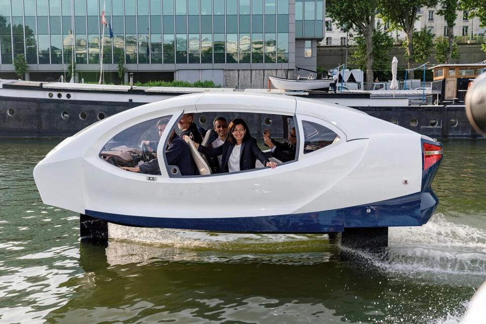 Incredible five-seater electric ‘flying water taxi’ shuttles people ...