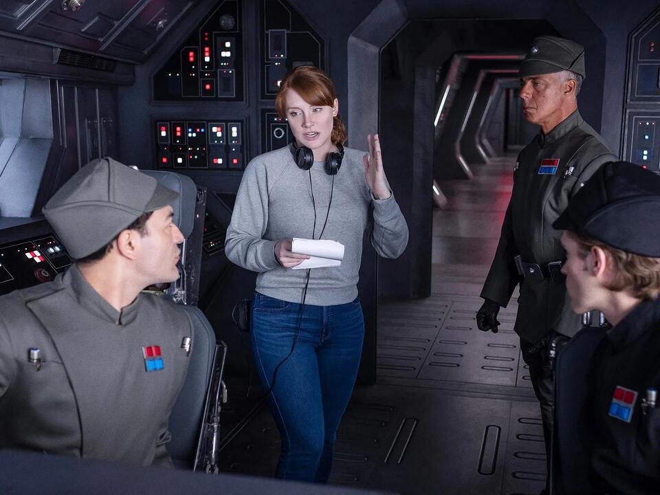 Bryce Dallas Howard Confirms She’s Directing ‘Ahsoka’ Season 2, Hypes ...