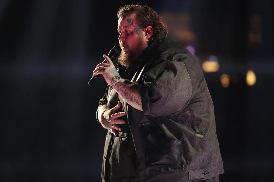 Hulu Documentary ‘Jelly Roll: Save Me’ Is an Intimate Look at The ...