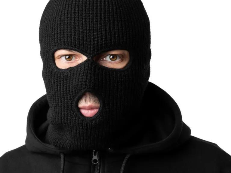 Philadelphia votes to ban ski masks to decrease crime. Opponents worry ...