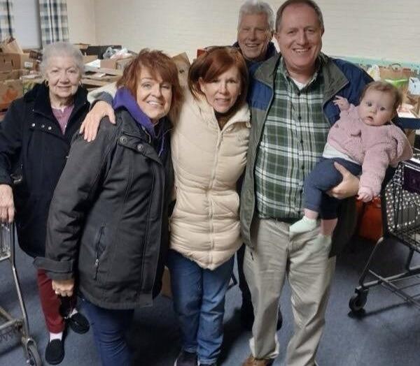 Volunteers contribute 1,000 pounds of food to Perry Hall pantry - NewsBreak